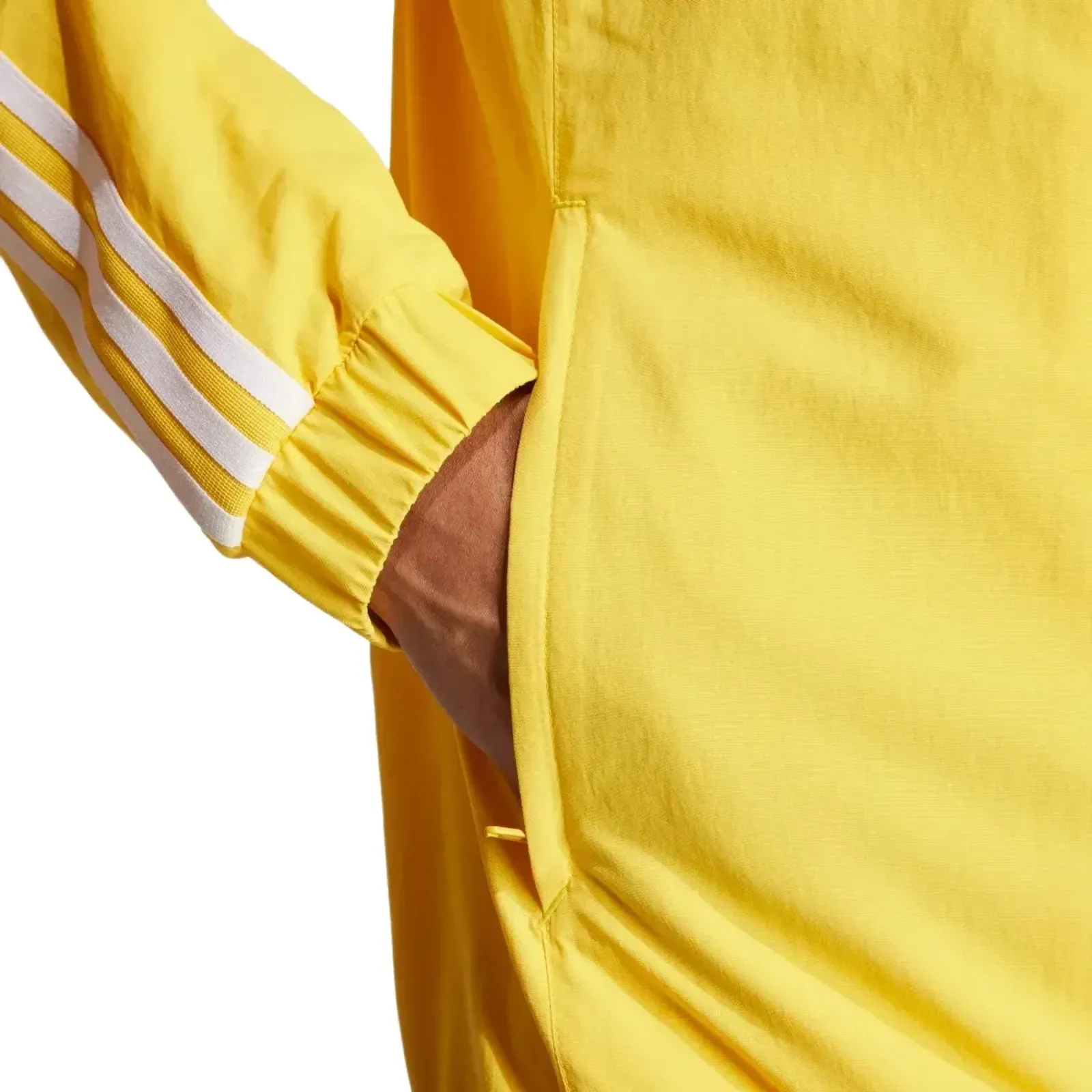 Juventus yellow training presentation Soccer tracksuit 2024 - Adidas ...