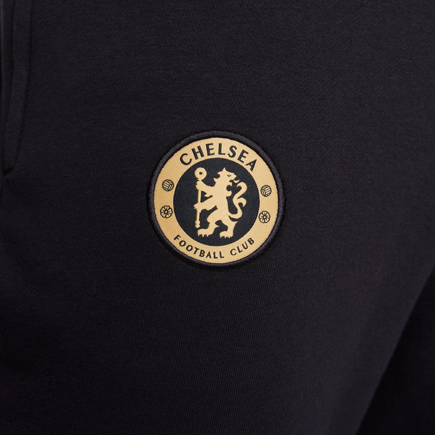 Chelsea FC black/gold Casual fleece tracksuit 2023/24 - Nike ...