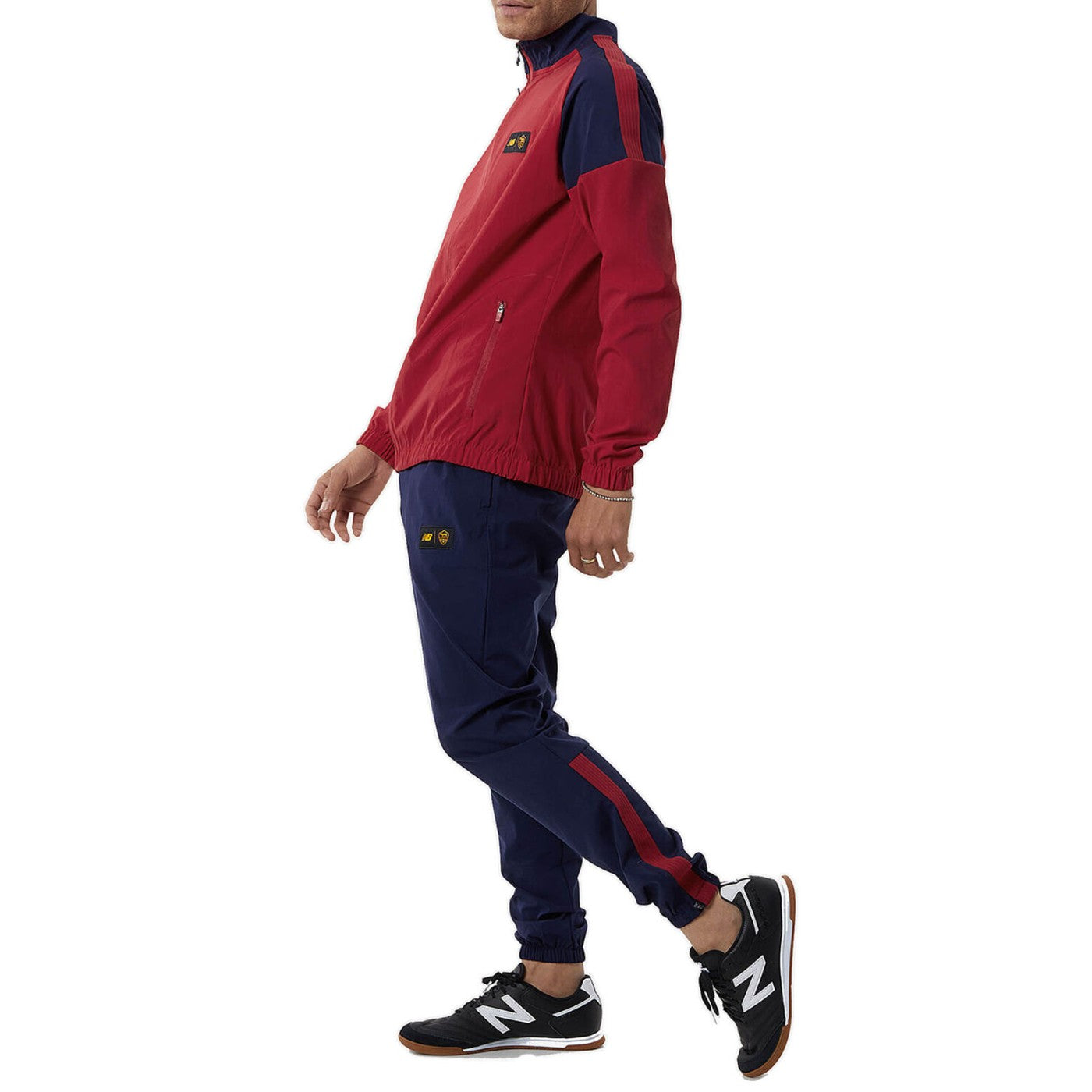 AS Roma training presentation soccer tracksuit 2022/23 - New Balance ...